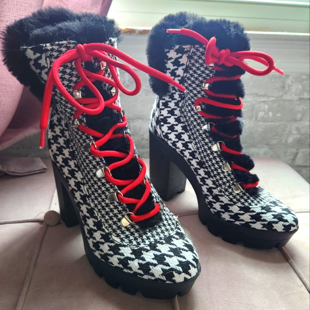 Jessica Simpson Mikah Houndstooth Boots Size 9.5 - Gem